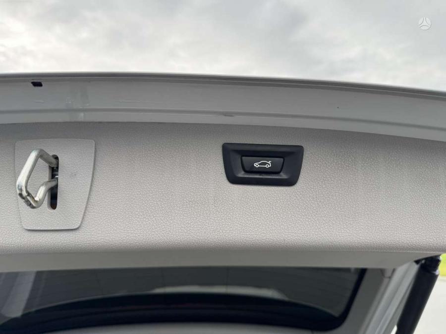 Grey BMW 320 2012 in Telschi, with an engine capacity of 2.00 L and mileage of 235 thousand km for 8700 €, photo 24 on AUTOMOTO.COM.LV