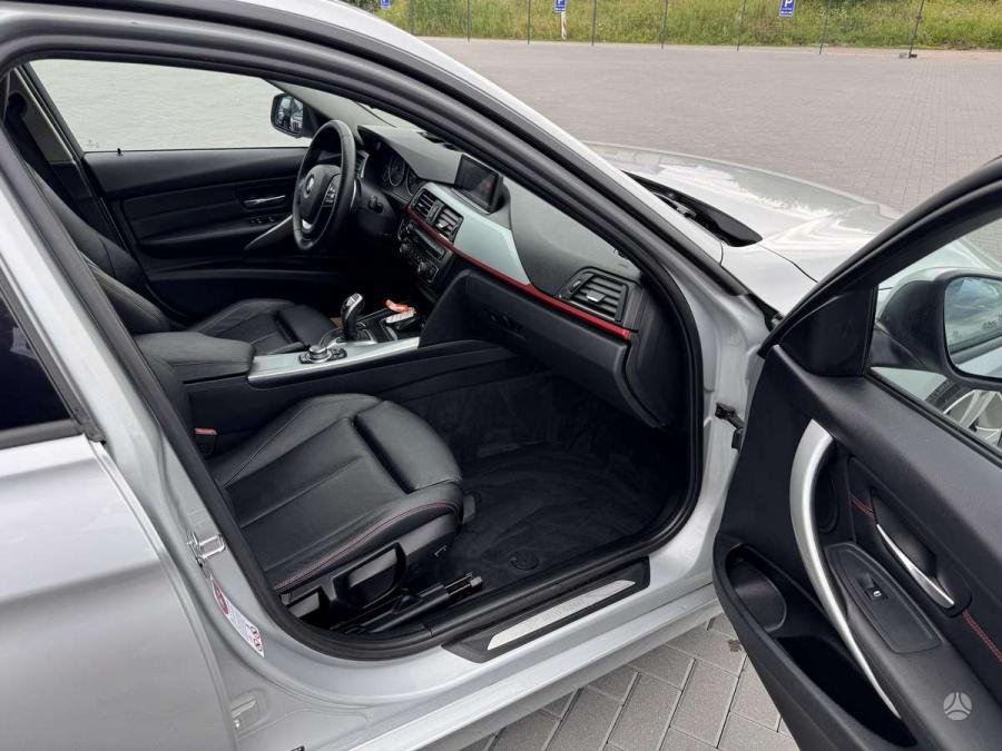Grey BMW 320 2012 in Telschi, with an engine capacity of 2.00 L and mileage of 235 thousand km for 8700 €, photo 26 on AUTOMOTO.COM.LV