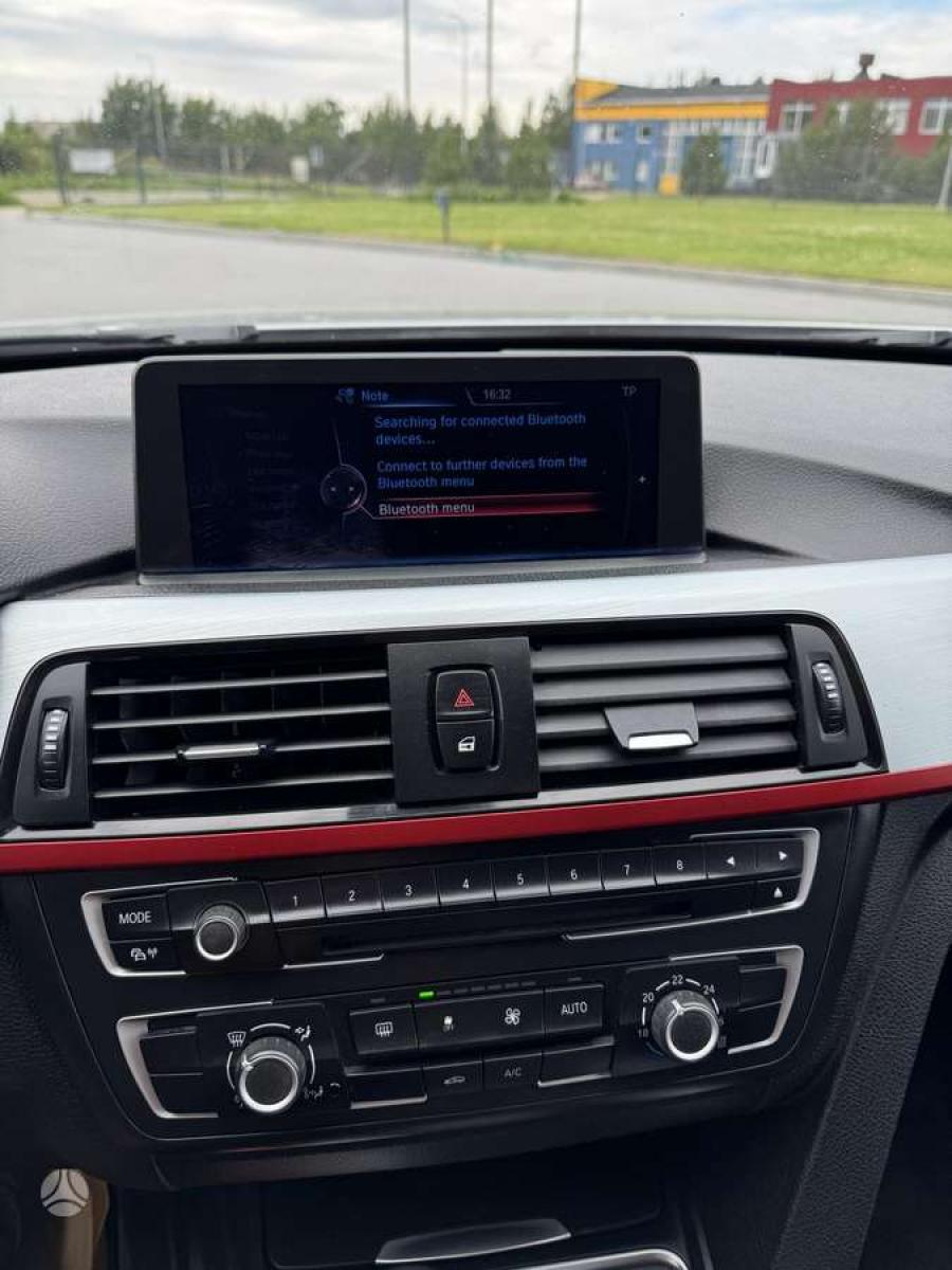 Grey BMW 320 2012 in Telschi, with an engine capacity of 2.00 L and mileage of 235 thousand km for 8700 €, photo 37 on AUTOMOTO.COM.LV