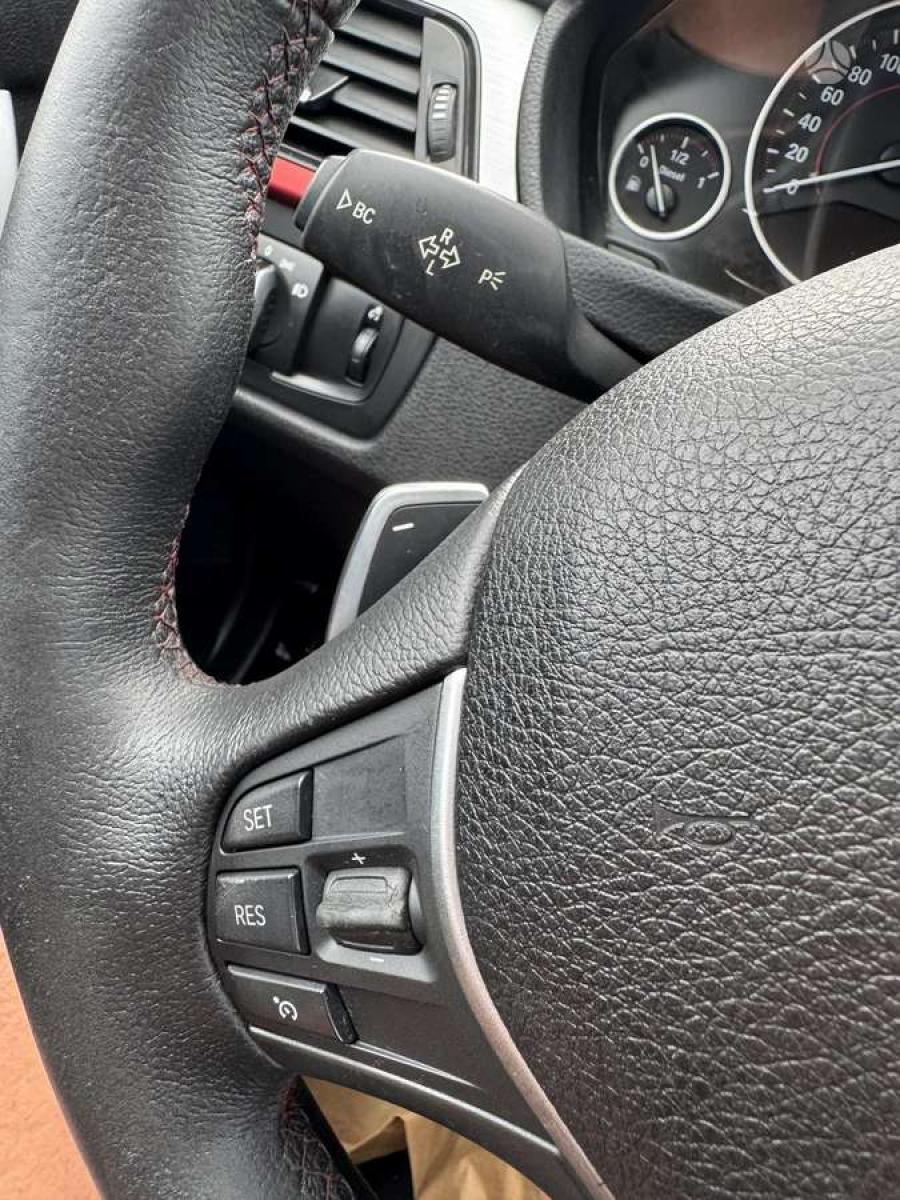Grey BMW 320 2012 in Telschi, with an engine capacity of 2.00 L and mileage of 235 thousand km for 8700 €, photo 45 on AUTOMOTO.COM.LV