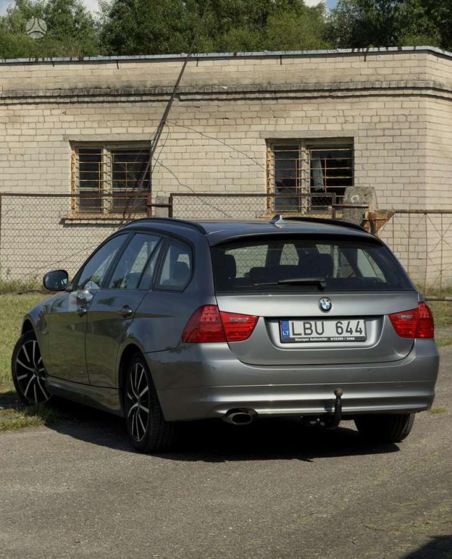 Pelēks BMW 320 2012 Kėdainiai, ar dzinēja tilpumu 2.00 L un nobraukumu 282 tūkst. km par 5100 €, foto 3 vietnē AUTOMOTO.COM.LV