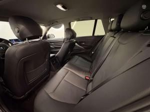 Grey BMW 320 2012 in Marijampole, with an engine capacity of 2.00 L and mileage of 287 thousand km for 7999 €, photo 18 on AUTOMOTO.COM.LV