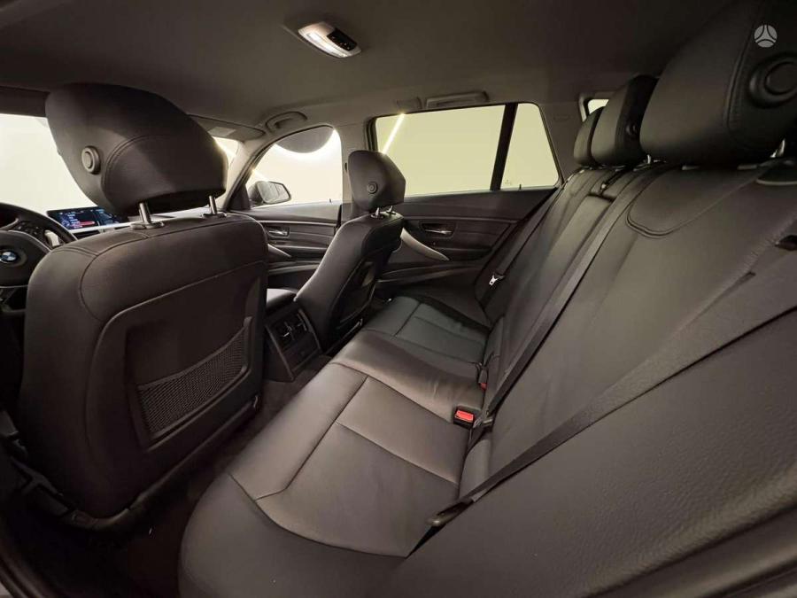 Grey BMW 320 2012 in Marijampole, with an engine capacity of 2.00 L and mileage of 287 thousand km for 7999 €, photo 18 on AUTOMOTO.COM.LV