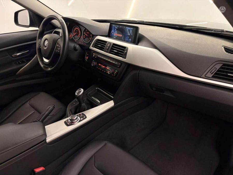 Grey BMW 320 2012 in Marijampole, with an engine capacity of 2.00 L and mileage of 287 thousand km for 7999 €, photo 21 on AUTOMOTO.COM.LV