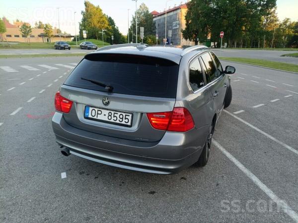 Grey BMW 320 2012 in Riga, with an engine capacity of 2.00 L and mileage of 306 thousand km for 6200 €, photo 4 on AUTOMOTO.COM.LV