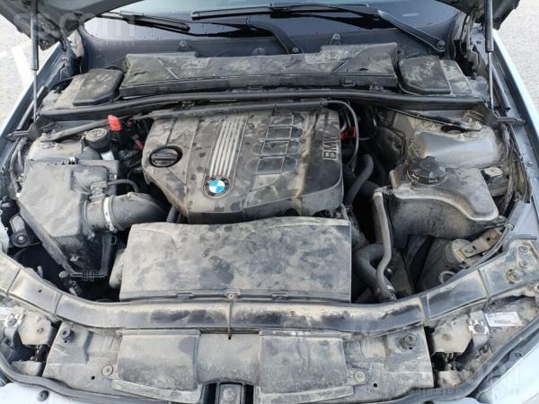 Grey BMW 320 2012 in Riga, with an engine capacity of 2.00 L and mileage of 306 thousand km for 6200 €, photo 9 on AUTOMOTO.COM.LV