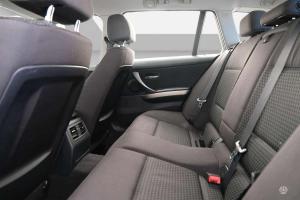 Grey BMW 320 2012 in Kaunas, with an engine capacity of 2.00 L and mileage of 291 thousand km for 5590 €, photo 7 on AUTOMOTO.COM.LV