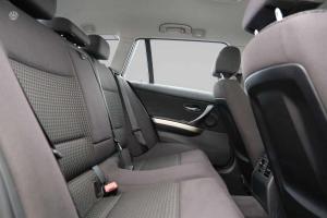 Grey BMW 320 2012 in Kaunas, with an engine capacity of 2.00 L and mileage of 291 thousand km for 5590 €, photo 11 on AUTOMOTO.COM.LV