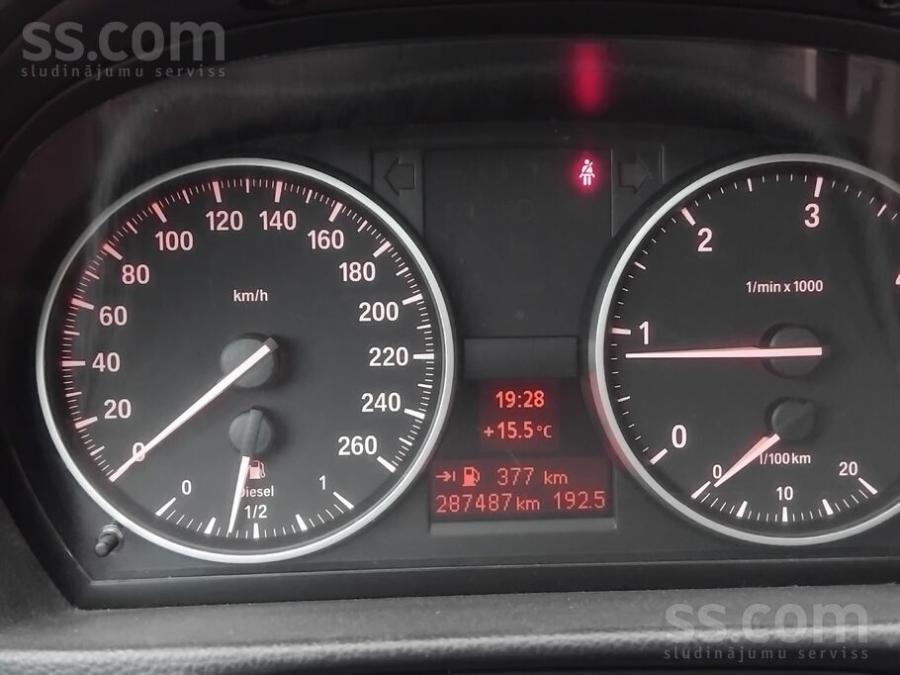 Grey BMW 320 2012 in Tukums, with an engine capacity of 2.00 L and mileage of 287 thousand km for 6199 €, photo 15 on AUTOMOTO.COM.LV