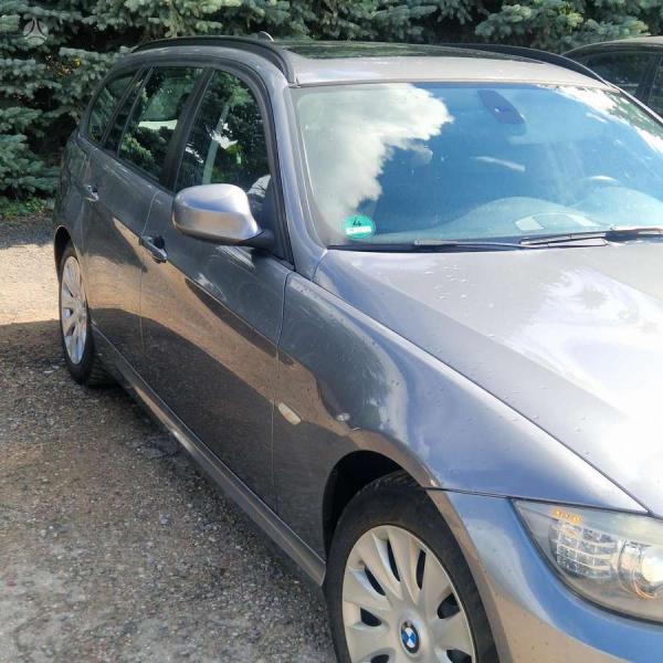 Grey BMW 320 2012 in Utena, with an engine capacity of 2.00 L and mileage of 240 thousand km for 4750 €, photo 4 on AUTOMOTO.COM.LV