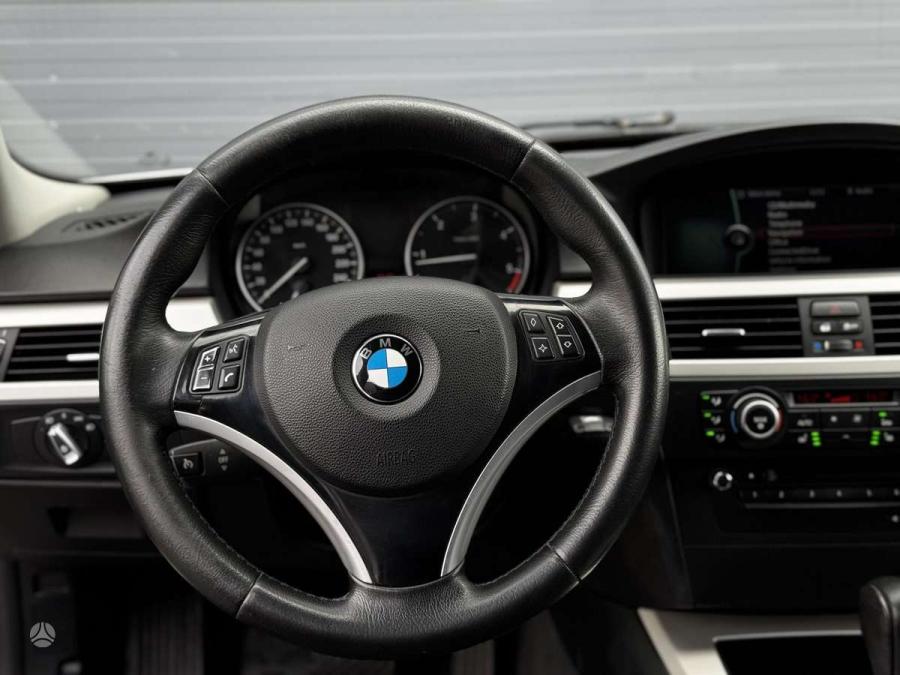 Pelēks BMW 320 2012 Klaipėda, ar dzinēja tilpumu 2.00 L un nobraukumu 345 tūkst. km par 3900 €, foto 10 vietnē AUTOMOTO.COM.LV