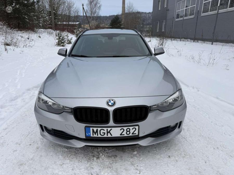 Grey BMW 320 2013 in Vilnius, with an engine capacity of 2.00 L and mileage of 330 thousand km for 6500 €, photo 2 on AUTOMOTO.COM.LV