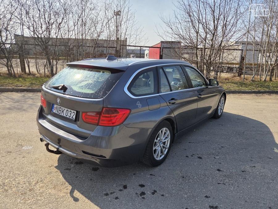 Pelēks BMW 320 2013 Alīta, ar dzinēja tilpumu 2.00 L un nobraukumu 299 tūkst. km par 5499 €, foto 3 vietnē AUTOMOTO.COM.LV