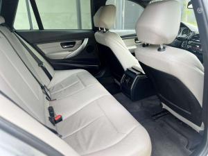 Grey BMW 320 2013 in Vilnius, with an engine capacity of 2.00 L and mileage of 397 thousand km for 7999 €, photo 11 on AUTOMOTO.COM.LV