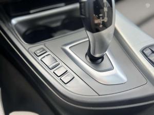 Grey BMW 320 2013 in Vilnius, with an engine capacity of 2.00 L and mileage of 397 thousand km for 7999 €, photo 14 on AUTOMOTO.COM.LV