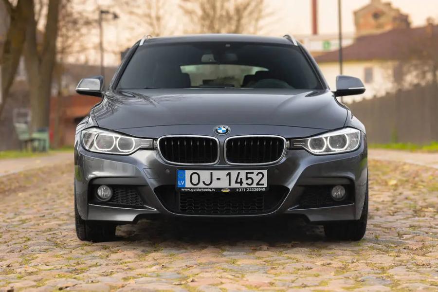 Pelēks BMW 320 2013 Jelgava, ar dzinēja tilpumu 2.00 L un nobraukumu 273 tūkst. km par 9900 €, foto 4 vietnē AUTOMOTO.COM.LV