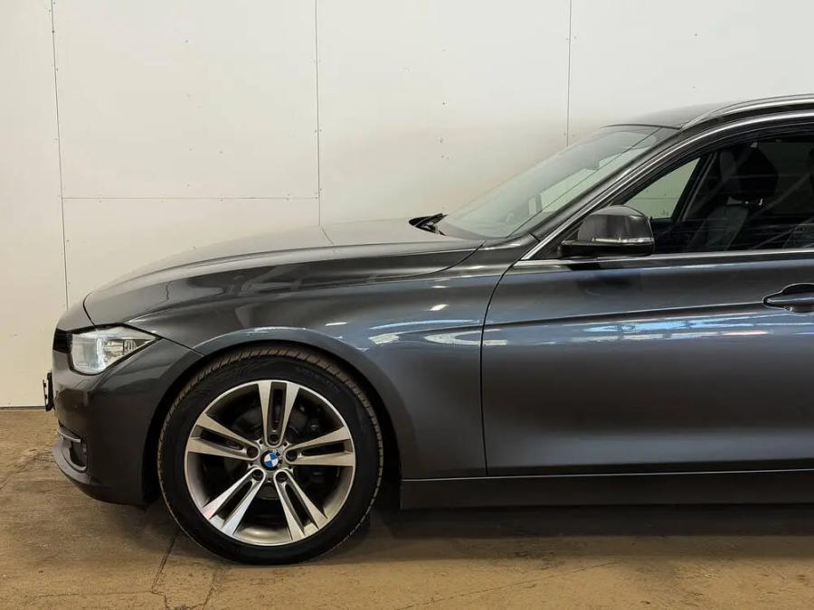 Pelēks BMW 320 2013 Jūrmala, ar dzinēja tilpumu 2.00 L un nobraukumu 320 tūkst. km par 8990 €, foto 24 vietnē AUTOMOTO.COM.LV