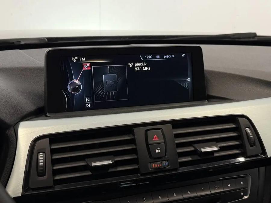 Pelēks BMW 320 2013 Jūrmala, ar dzinēja tilpumu 2.00 L un nobraukumu 320 tūkst. km par 8990 €, foto 44 vietnē AUTOMOTO.COM.LV