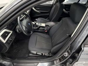 Grey BMW 320 2013 in Vilnius, with an engine capacity of 2.00 L and mileage of 217 thousand km for 10000 €, photo 23 on AUTOMOTO.COM.LV