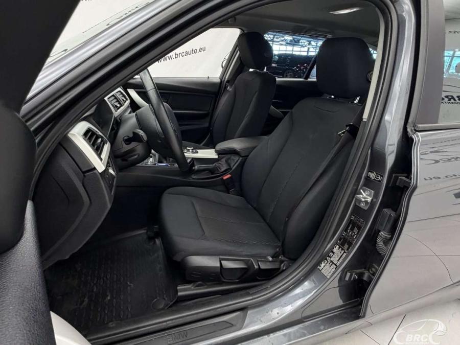 Grey BMW 320 2013 in Vilnius, with an engine capacity of 2.00 L and mileage of 217 thousand km for 10000 €, photo 25 on AUTOMOTO.COM.LV