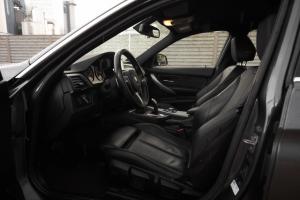 Grey BMW 320 2013 in Riga, with an engine capacity of 2.00 L and mileage of 273 thousand km for 12300 €, photo 12 on AUTOMOTO.COM.LV