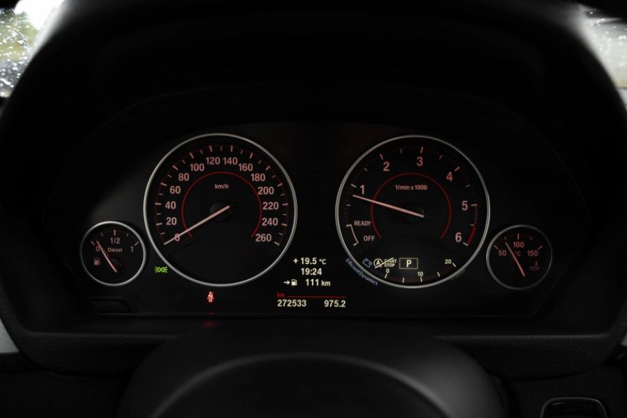 Grey BMW 320 2013 in Riga, with an engine capacity of 2.00 L and mileage of 273 thousand km for 12300 €, photo 14 on AUTOMOTO.COM.LV