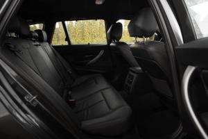 Grey BMW 320 2013 in Riga, with an engine capacity of 2.00 L and mileage of 273 thousand km for 12300 €, photo 19 on AUTOMOTO.COM.LV