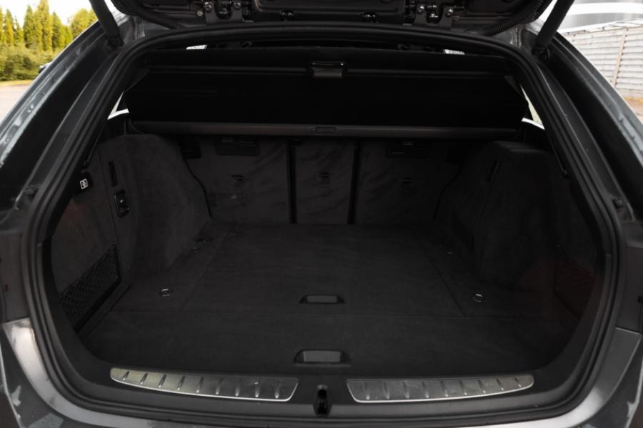 Grey BMW 320 2013 in Riga, with an engine capacity of 2.00 L and mileage of 273 thousand km for 12300 €, photo 20 on AUTOMOTO.COM.LV
