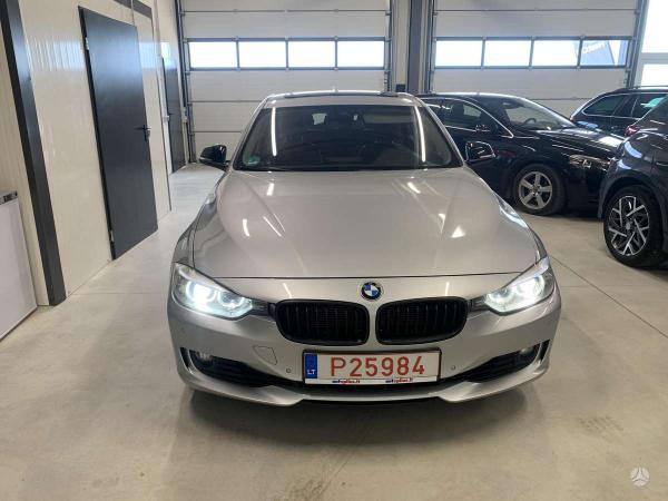 Grey BMW 320 2013 in Kaunas, with an engine capacity of 2.00 L and mileage of 240 thousand km for 7500 €, photo 3 on AUTOMOTO.COM.LV