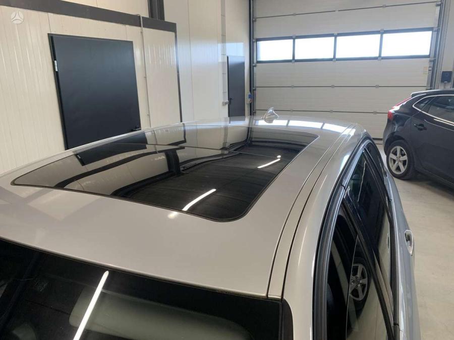 Grey BMW 320 2013 in Kaunas, with an engine capacity of 2.00 L and mileage of 240 thousand km for 7500 €, photo 7 on AUTOMOTO.COM.LV