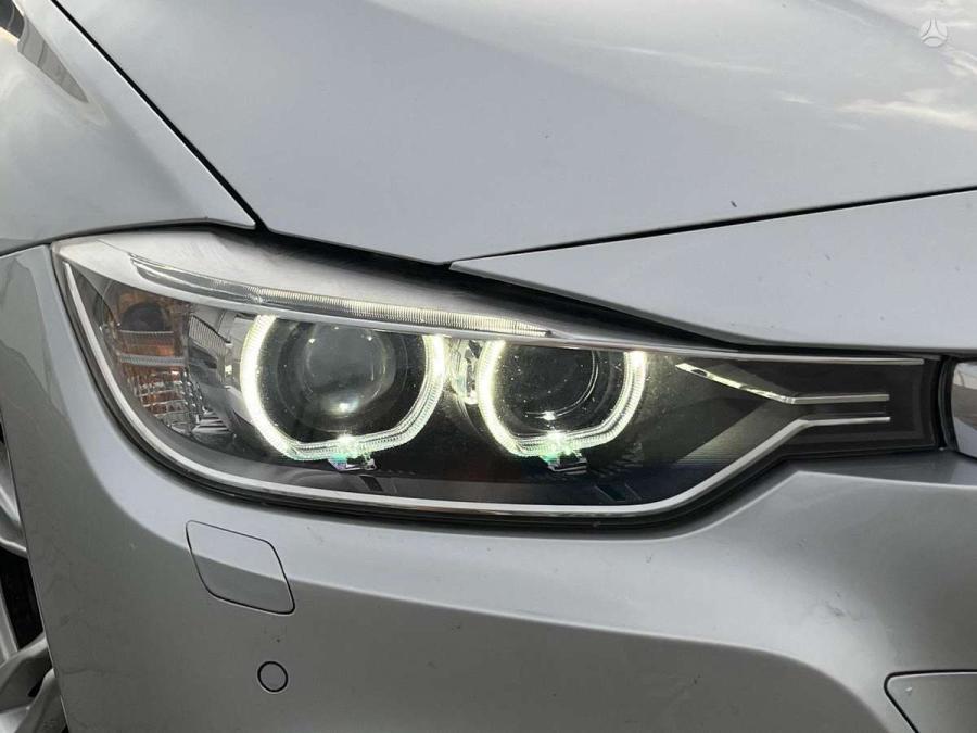 Grey BMW 320 2013 in Raseiniai, with an engine capacity of 2.00 L and mileage of 287 thousand km for 8999 €, photo 21 on AUTOMOTO.COM.LV