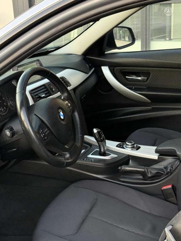 Pelēks BMW 320 2013 Kauņa, ar dzinēja tilpumu 2.00 L un nobraukumu 270 tūkst. km par 6650 €, foto 10 vietnē AUTOMOTO.COM.LV