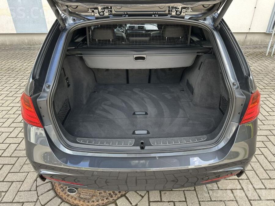 Grey BMW 320 2013 in Jelgava, with an engine capacity of 2.00 L and mileage of 297 thousand km for 11950 €, photo 8 on AUTOMOTO.COM.LV