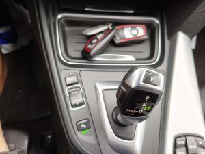 Pelēks BMW 320 2013 Kauņa, ar dzinēja tilpumu 2.00 L un nobraukumu 320 tūkst. km par 7500 €, foto 17 vietnē AUTOMOTO.COM.LV