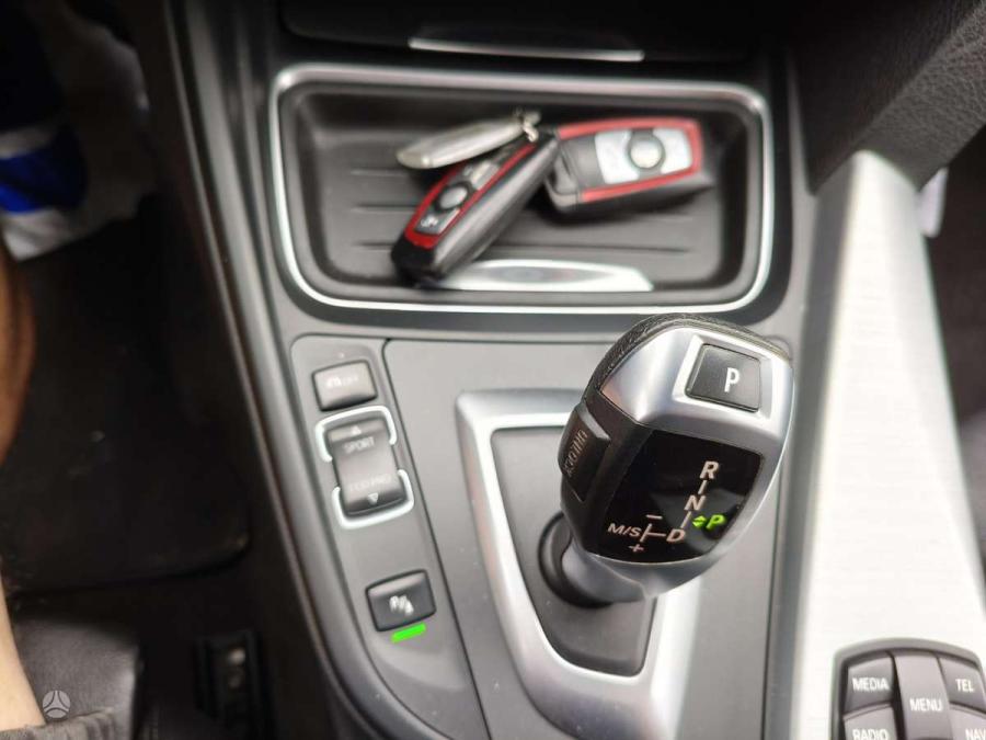 Pelēks BMW 320 2013 Kauņa, ar dzinēja tilpumu 2.00 L un nobraukumu 320 tūkst. km par 7500 €, foto 17 vietnē AUTOMOTO.COM.LV