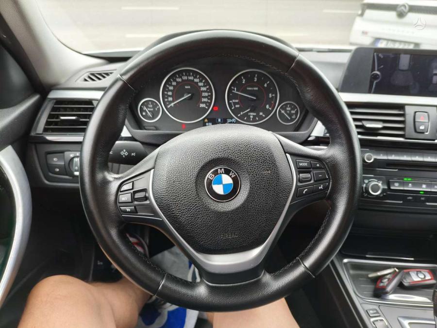 Pelēks BMW 320 2013 Kauņa, ar dzinēja tilpumu 2.00 L un nobraukumu 320 tūkst. km par 7500 €, foto 19 vietnē AUTOMOTO.COM.LV