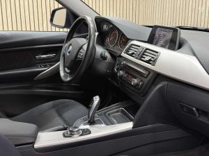 Grey BMW 320 2013 in Marijampole, with an engine capacity of 2.00 L and mileage of 255 thousand km for 7750 €, photo 21 on AUTOMOTO.COM.LV
