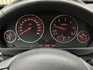 Grey BMW 320 2013 in Marijampole, with an engine capacity of 2.00 L and mileage of 255 thousand km for 7750 €, photo 26 on AUTOMOTO.COM.LV