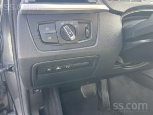 Grey BMW 320 2013 in Liepaja, with an engine capacity of 2.00 L and mileage of 303 thousand km for 11800 €, photo 9 on AUTOMOTO.COM.LV