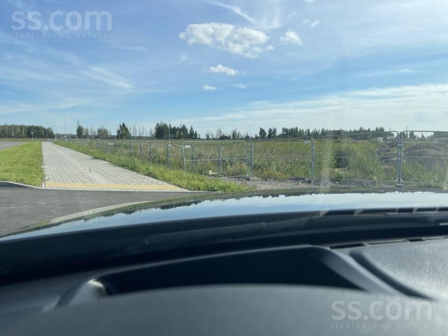 Grey BMW 320 2013 in Liepaja, with an engine capacity of 2.00 L and mileage of 303 thousand km for 11800 €, photo 10 on AUTOMOTO.COM.LV