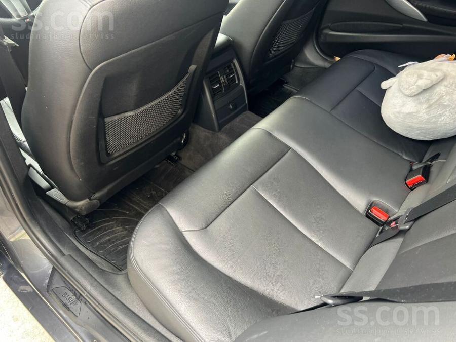 Grey BMW 320 2013 in Riga, with an engine capacity of 2.00 L and mileage of 183 thousand km for 10000 €, photo 8 on AUTOMOTO.COM.LV