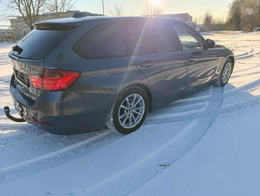 Pelēks BMW 320 2014 Šauļi, ar dzinēja tilpumu 2.00 L un nobraukumu 303 tūkst. km par 6750 €, foto 4 vietnē AUTOMOTO.COM.LV