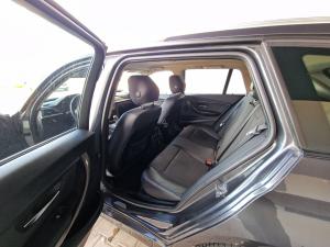 Grey BMW 320 2014 in Vilnius, with an engine capacity of 2.00 L and mileage of 230 thousand km for 7790 €, photo 18 on AUTOMOTO.COM.LV