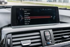 Pelēks BMW 320 2014 Rīga, ar dzinēja tilpumu 2.00 L un nobraukumu 270 tūkst. km par 9900 €, foto 25 vietnē AUTOMOTO.COM.LV
