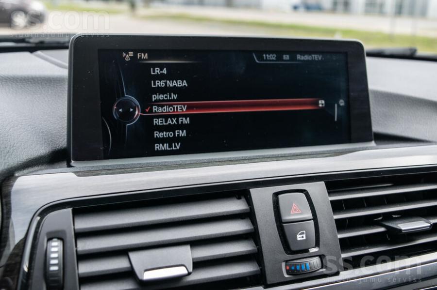 Pelēks BMW 320 2014 Rīga, ar dzinēja tilpumu 2.00 L un nobraukumu 270 tūkst. km par 9900 €, foto 25 vietnē AUTOMOTO.COM.LV
