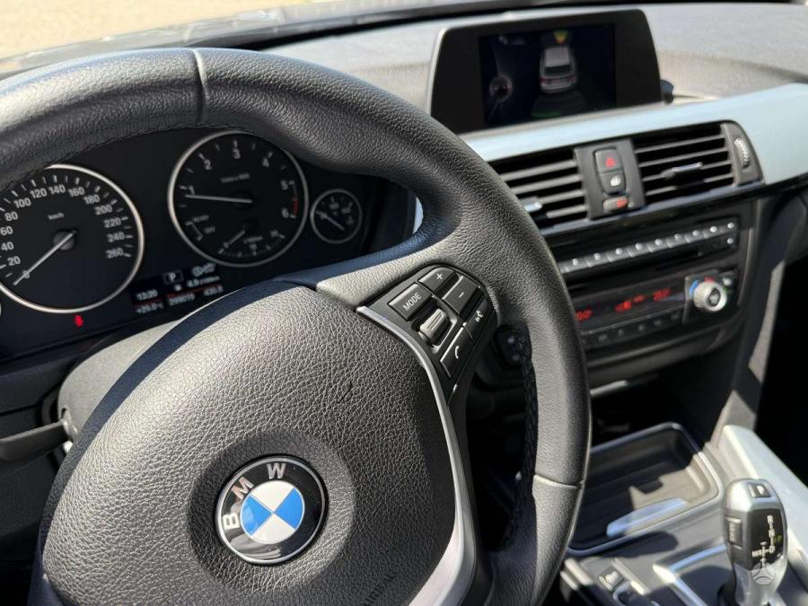 Grey BMW 320 2014 in Kaunas, with an engine capacity of 2.00 L and mileage of 299 thousand km for 6899 €, photo 9 on AUTOMOTO.COM.LV