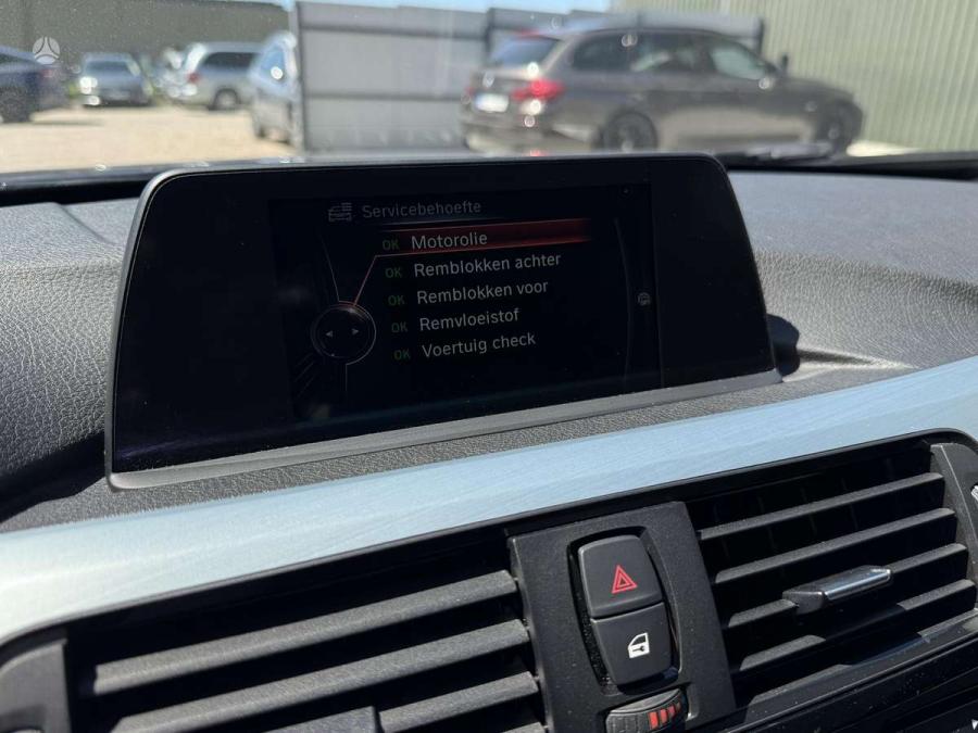 Grey BMW 320 2014 in Kaunas, with an engine capacity of 2.00 L and mileage of 299 thousand km for 6899 €, photo 21 on AUTOMOTO.COM.LV