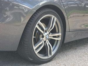 Grey BMW 320 2014 in Taurage, with an engine capacity of 2.00 L and mileage of 299 thousand km for 6990 €, photo 10 on AUTOMOTO.COM.LV