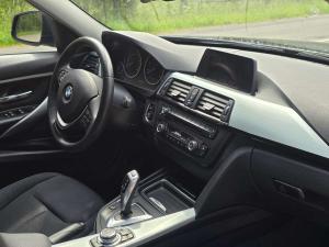 Grey BMW 320 2014 in Taurage, with an engine capacity of 2.00 L and mileage of 299 thousand km for 6990 €, photo 12 on AUTOMOTO.COM.LV