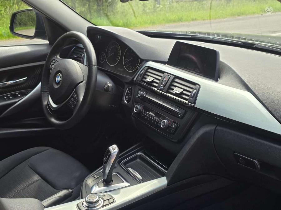 Grey BMW 320 2014 in Taurage, with an engine capacity of 2.00 L and mileage of 299 thousand km for 6990 €, photo 12 on AUTOMOTO.COM.LV